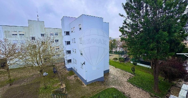 Lisboa, Lisboa, Carnide - 3 beds stan for sale - Properstar