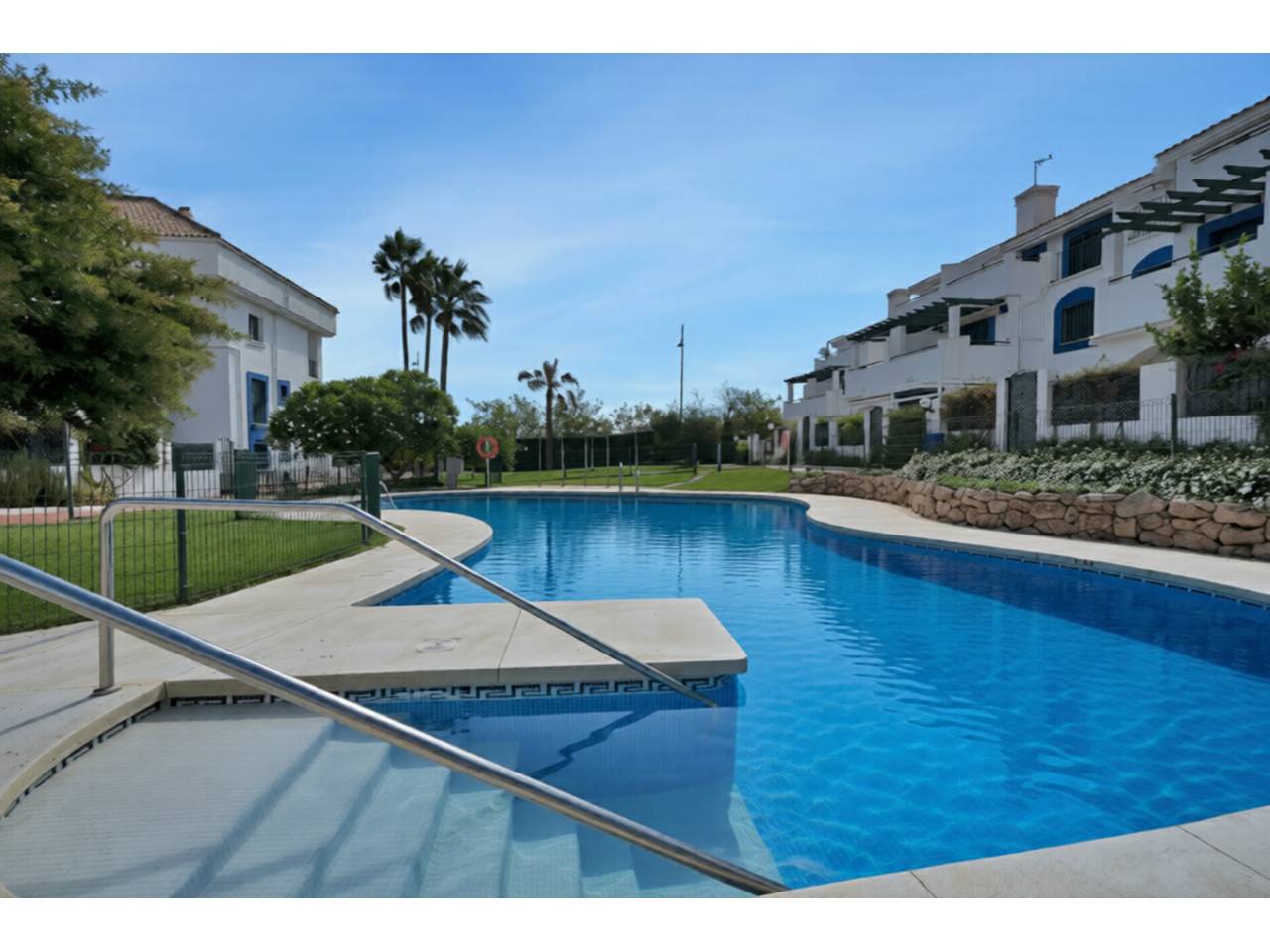 Grand Appartement Avec Terrasse et Vue Sur la Mer à San Pedro ...