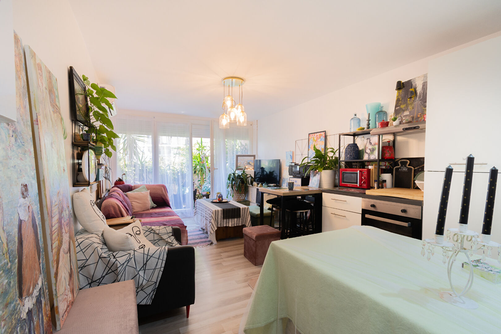 3/4 Rooms Apartment Marseille 13005 - 13005 MARSEILLE - 2 beds ...