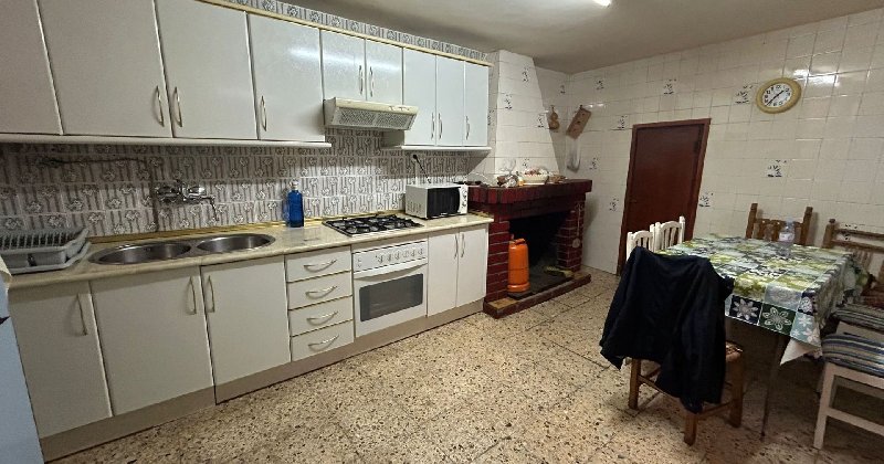 2 Casas de 4+ dormitorios en venta en Gata | Properstar ES