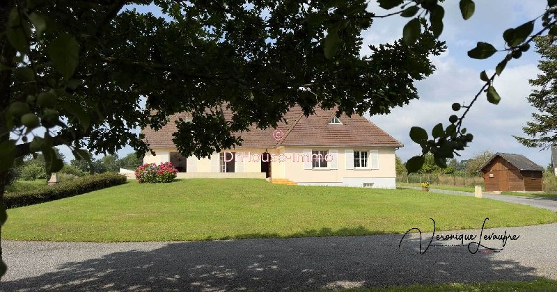 Detached pavilion on basement type F6 on 8,200 m2 of land - 50190 ...