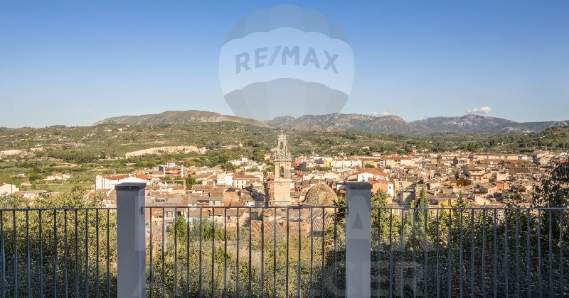 6 Appartementen en huizen met Stad uitzicht te koop in Muro de Alcoy ...
