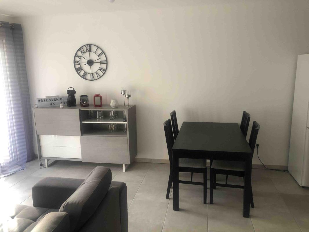 For rent Apartment F2 of about 50m2 in residence in SAINT-GALMIER ...