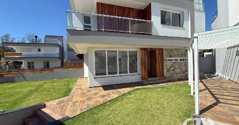 13 Häuser mit Gebirgeblick kaufen in Santa Catarina | Properstar CH