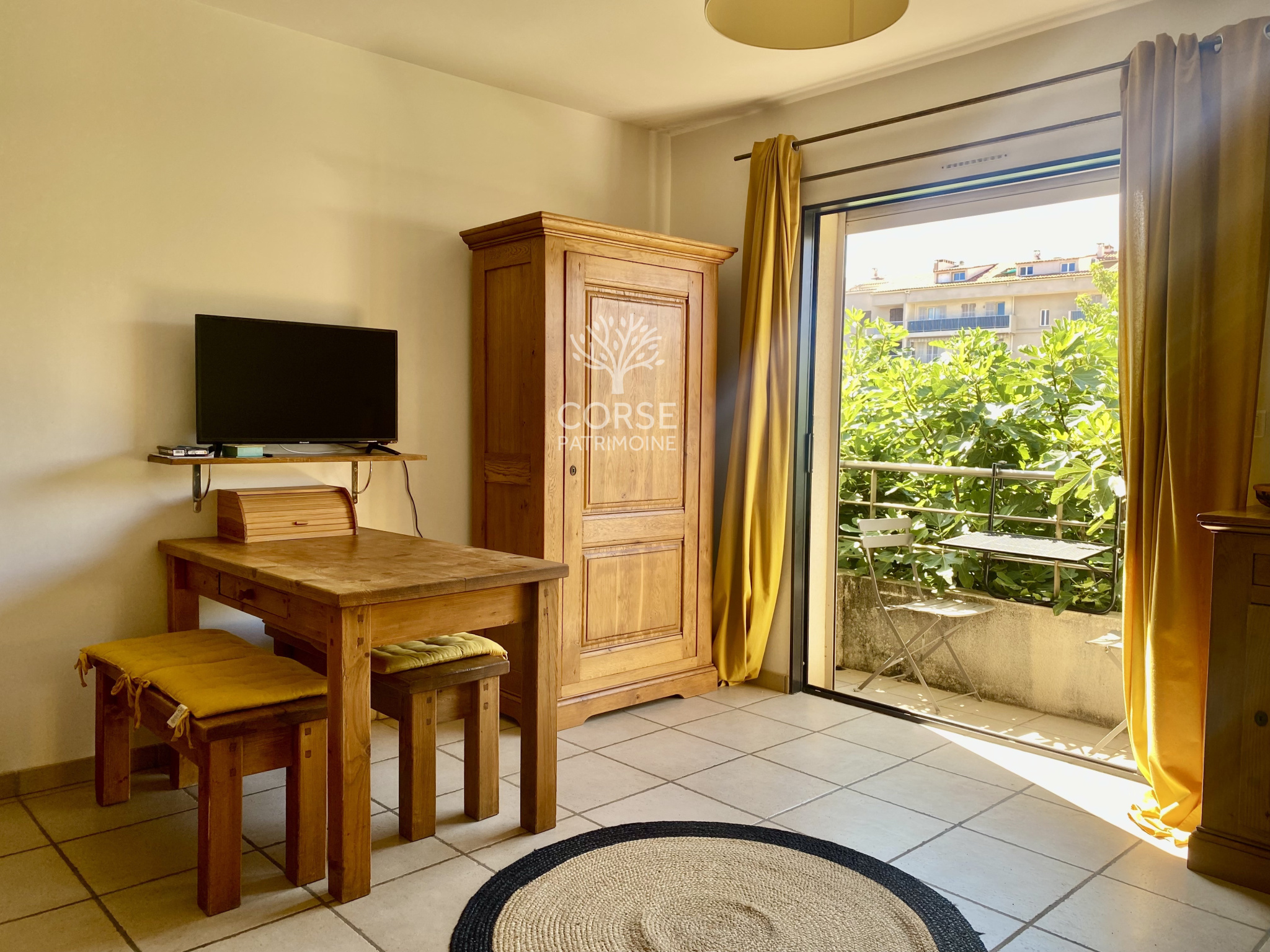 NICE STUDIO IN THE HEART OF PROPRIANO - 20110 CORSE-DU-SUD - 20110 ...