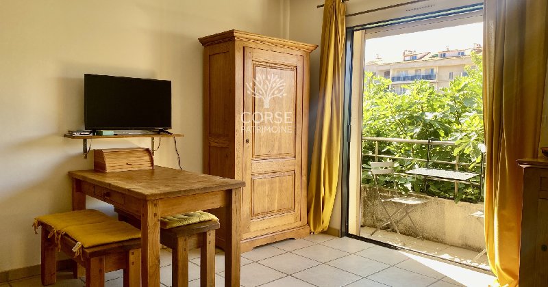 NICE STUDIO IN THE HEART OF PROPRIANO - 20110 CORSE-DU-SUD - 20110 ...