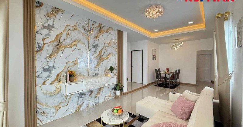 43 Appartements et maisons avec vue montagnes à vendre - Province de ...