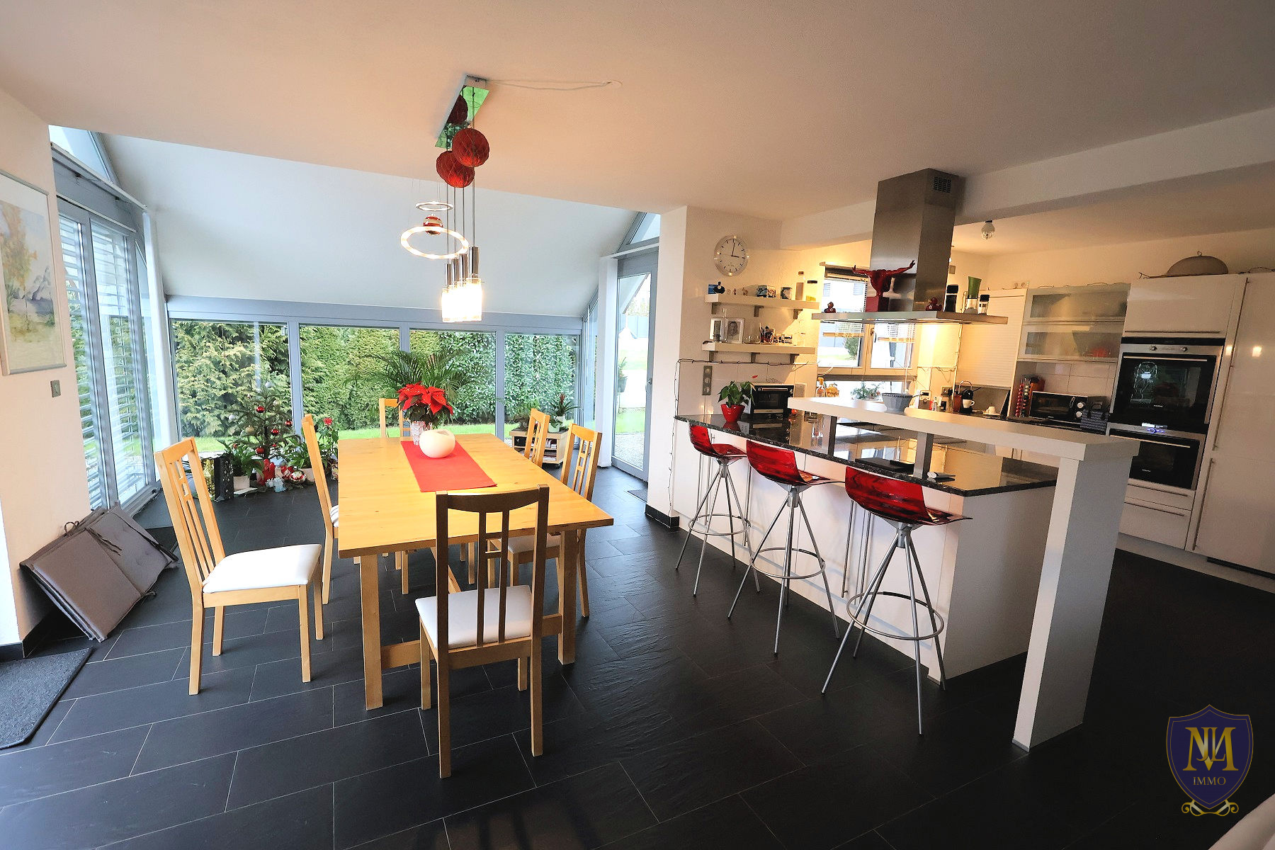 NEUWILLER VERY CLOSE TO THE BORDER BEAUTIFUL HOUSE OF 166 M2 ON 6 ARES ...