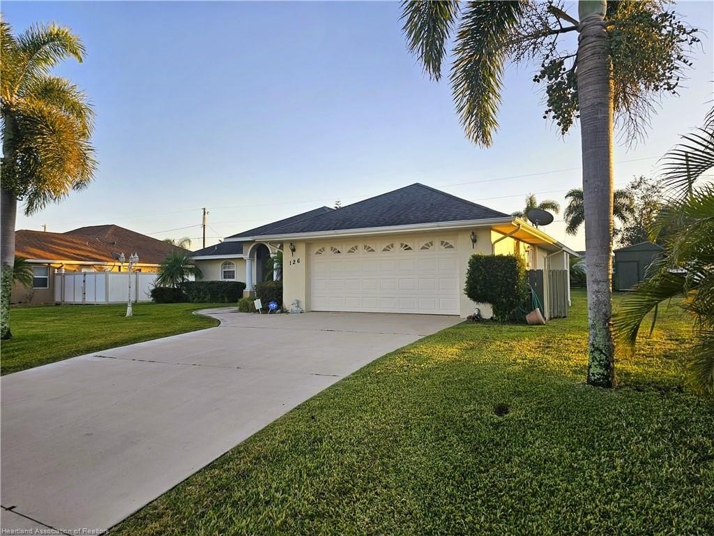 Histoire unique, famille unique - Lake Placid, FL - 126 Tangerine Road ...