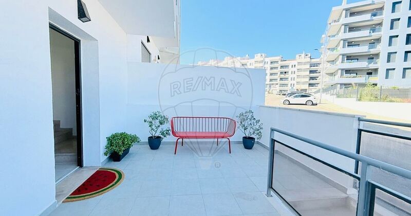 2855-723 Corroios Apartment and House for Sale - 1 Listings | Properstar