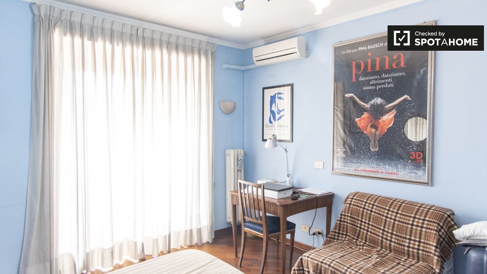 Room for rent in apartment with 2 bedrooms in Rome - 00161 rome - 3 ...