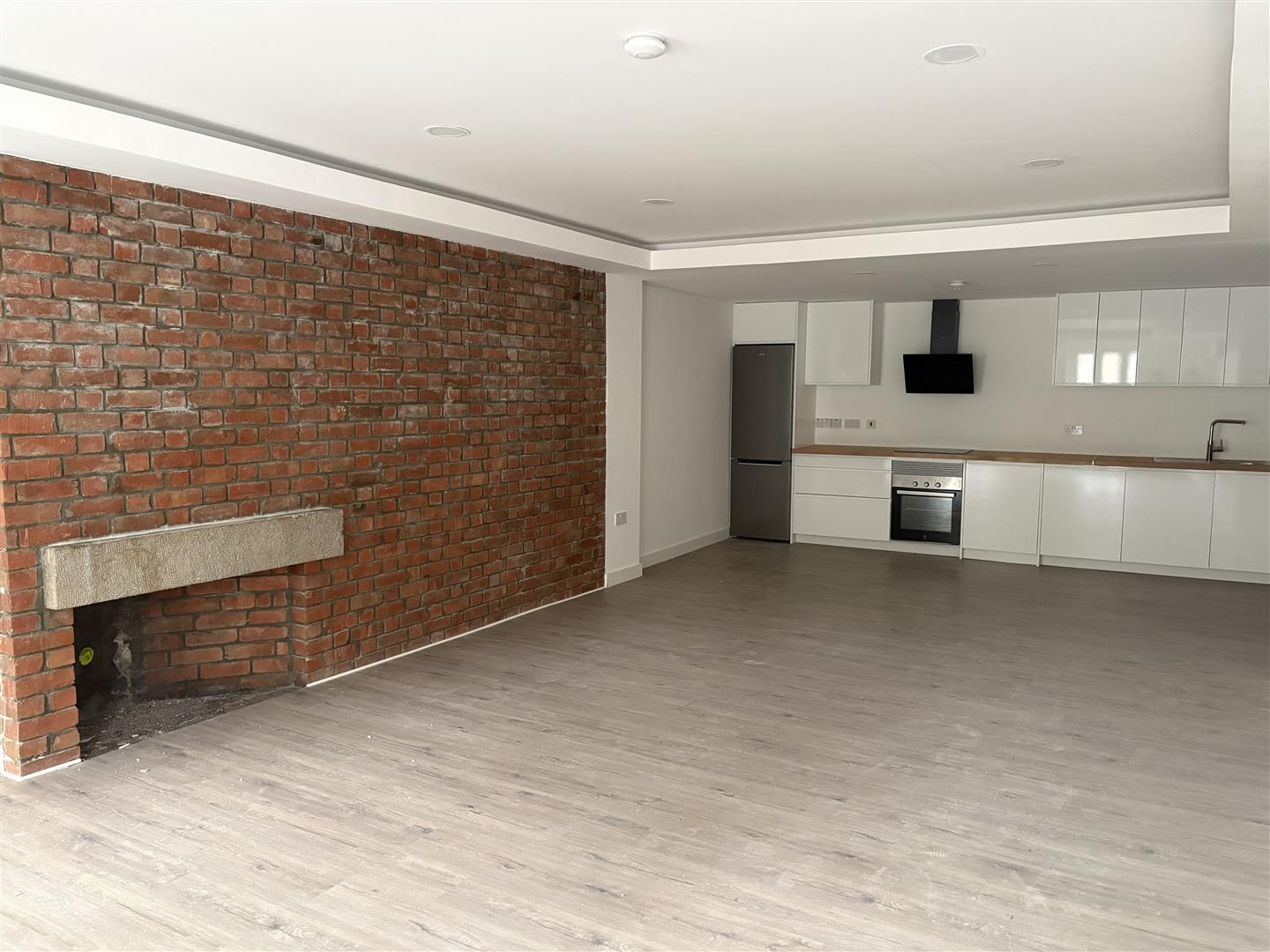 Beautiful 1 bedroom apartment in Town Area, Gibraltar - GX11 1AA Town ...