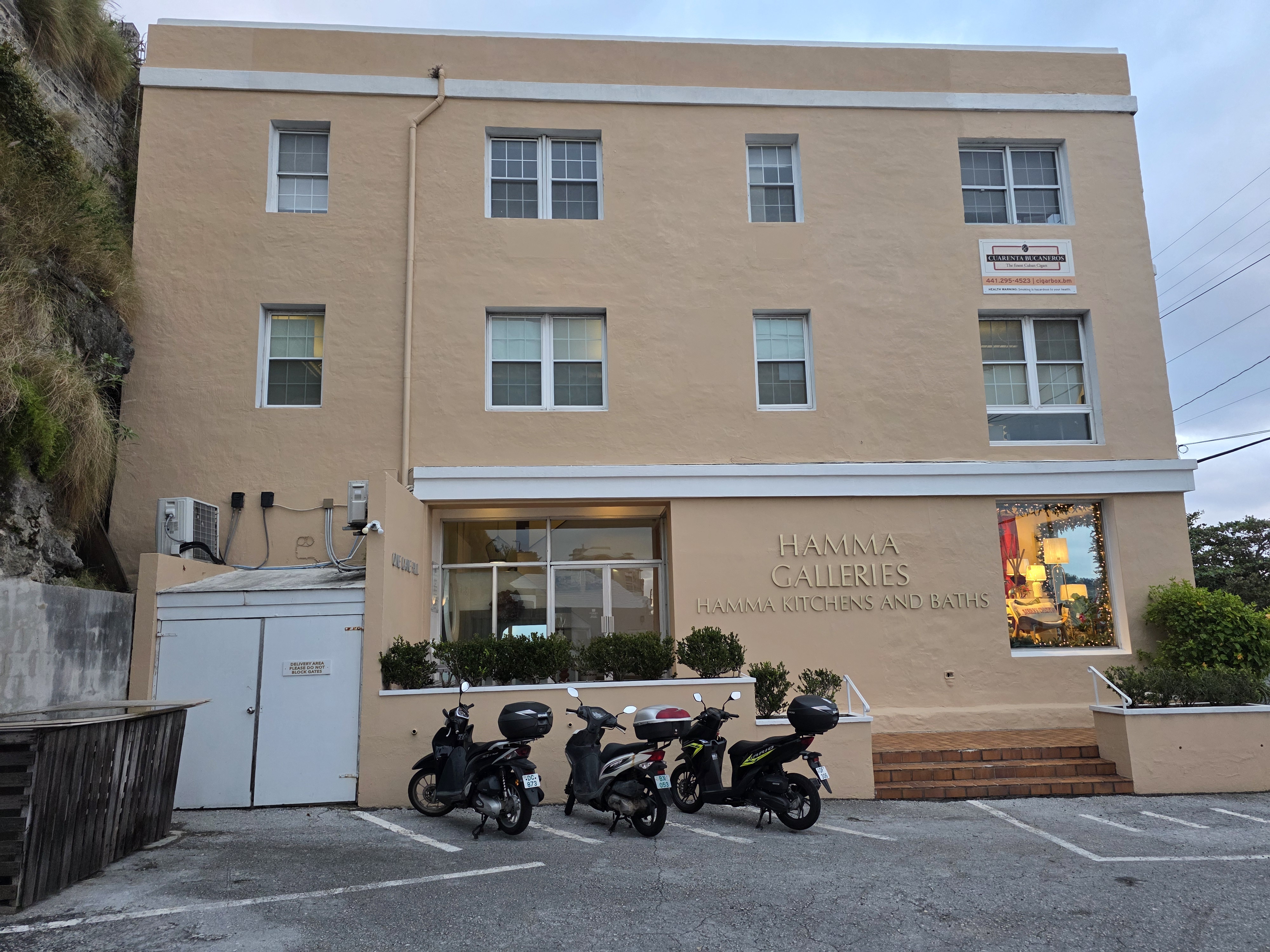 Hamma Galleries Bldg. - Hamma Building, Pembroke - House for rent ...