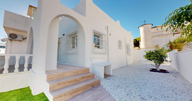 03189 San Miguel De Salinas - 2 beds house for sale - Properstar