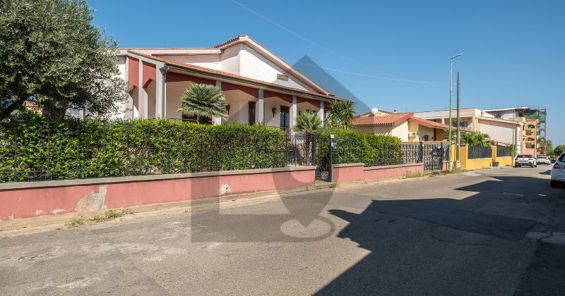 sardegna, 09012 capoterra - Villa for sale - Properstar