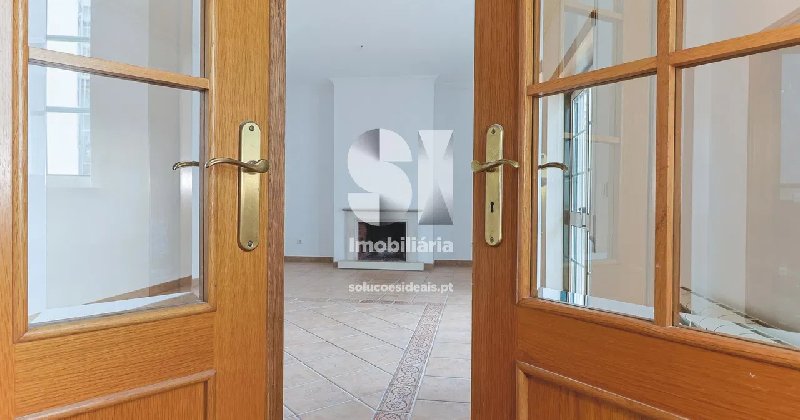 64 3+ bedrooms Apartments and Houses for Sale in São Silvestre | Properstar