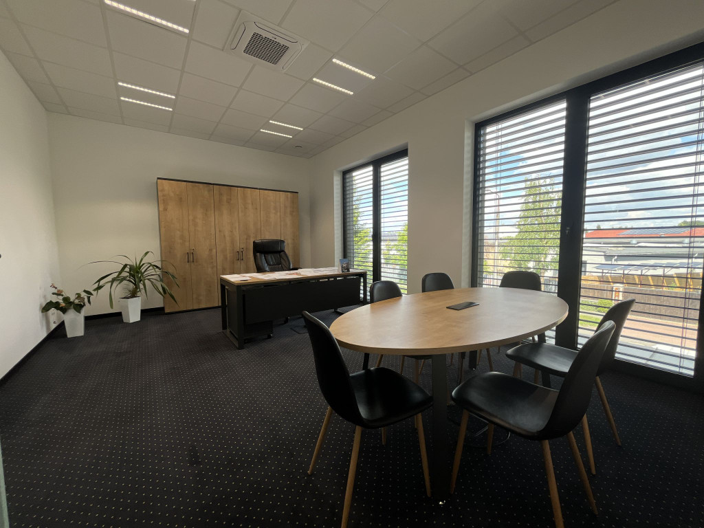 śląskie, Jana Galla, 41-800 Zabrze - Commercial building for sale ...