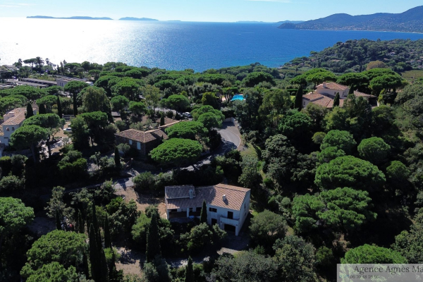 Villa with purged PC on St-Michel hill. - 83420 La Croix-Valmer - 5 ...