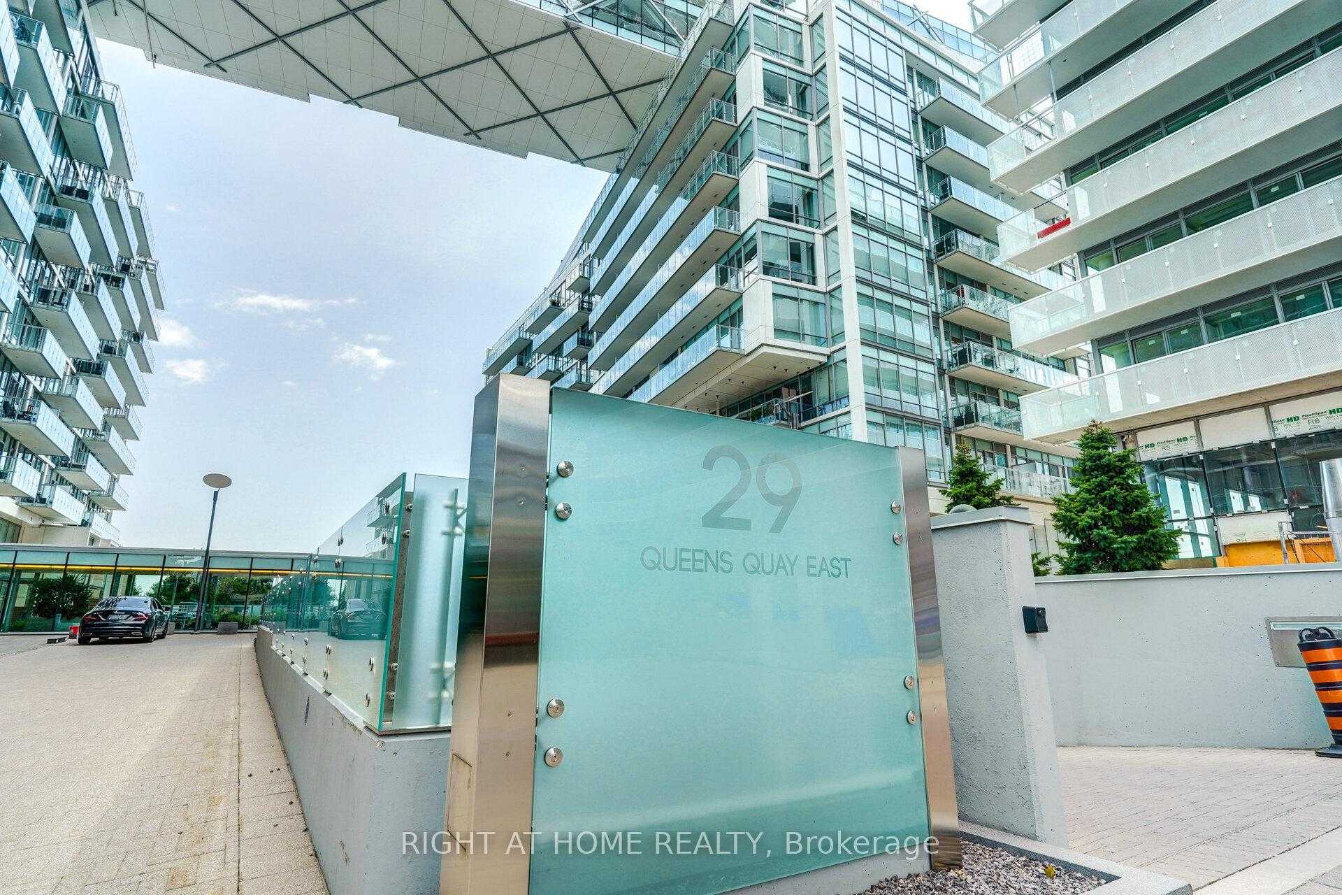 1109 - 29 Queens Quay E, M5E0A4 Toronto - 2 beds apartment for rent ...