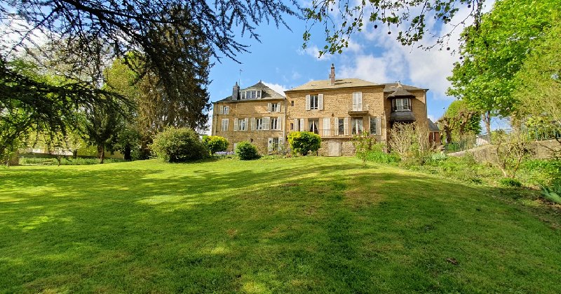 Ardennes Castle for Sale - 1 Listings | Properstar