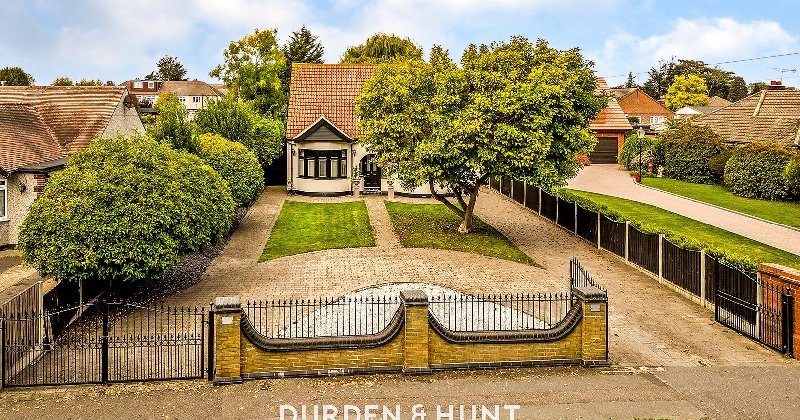 5 4+ bedrooms Apartments and Houses for Sale in Rainham | Properstar