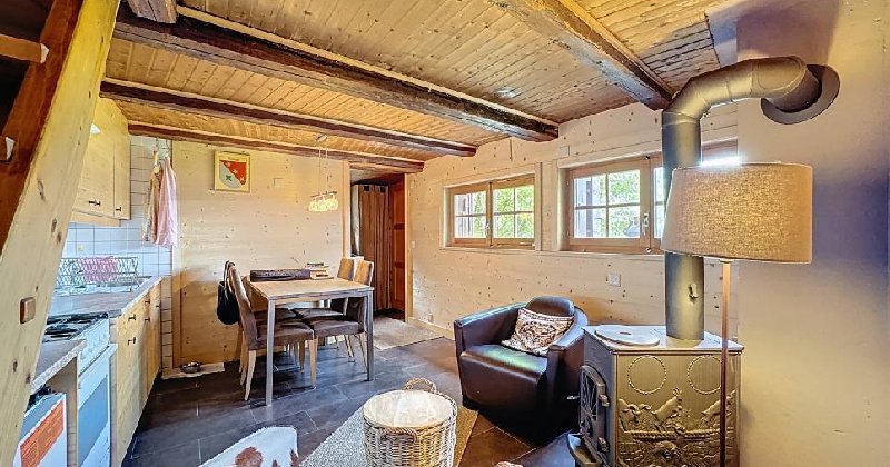 A place to live in summer, to contemplate in winter, to love all year ...