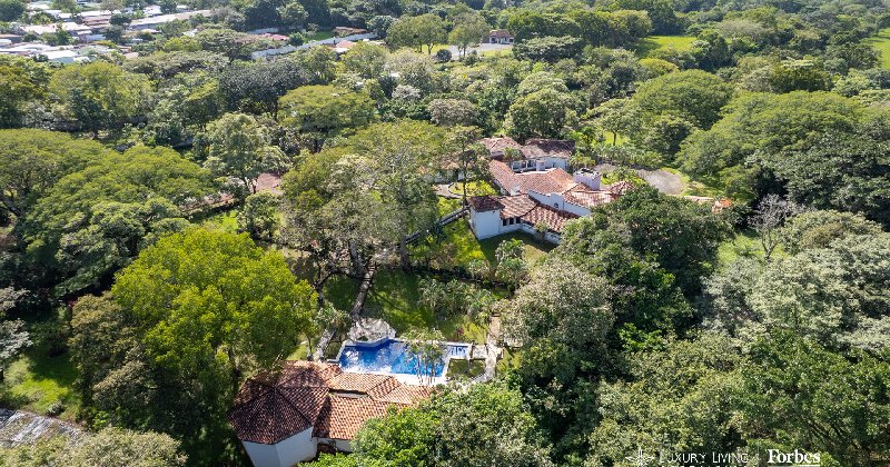 18 Casas com garagem para venda - Turrúcares District | Properstar PT