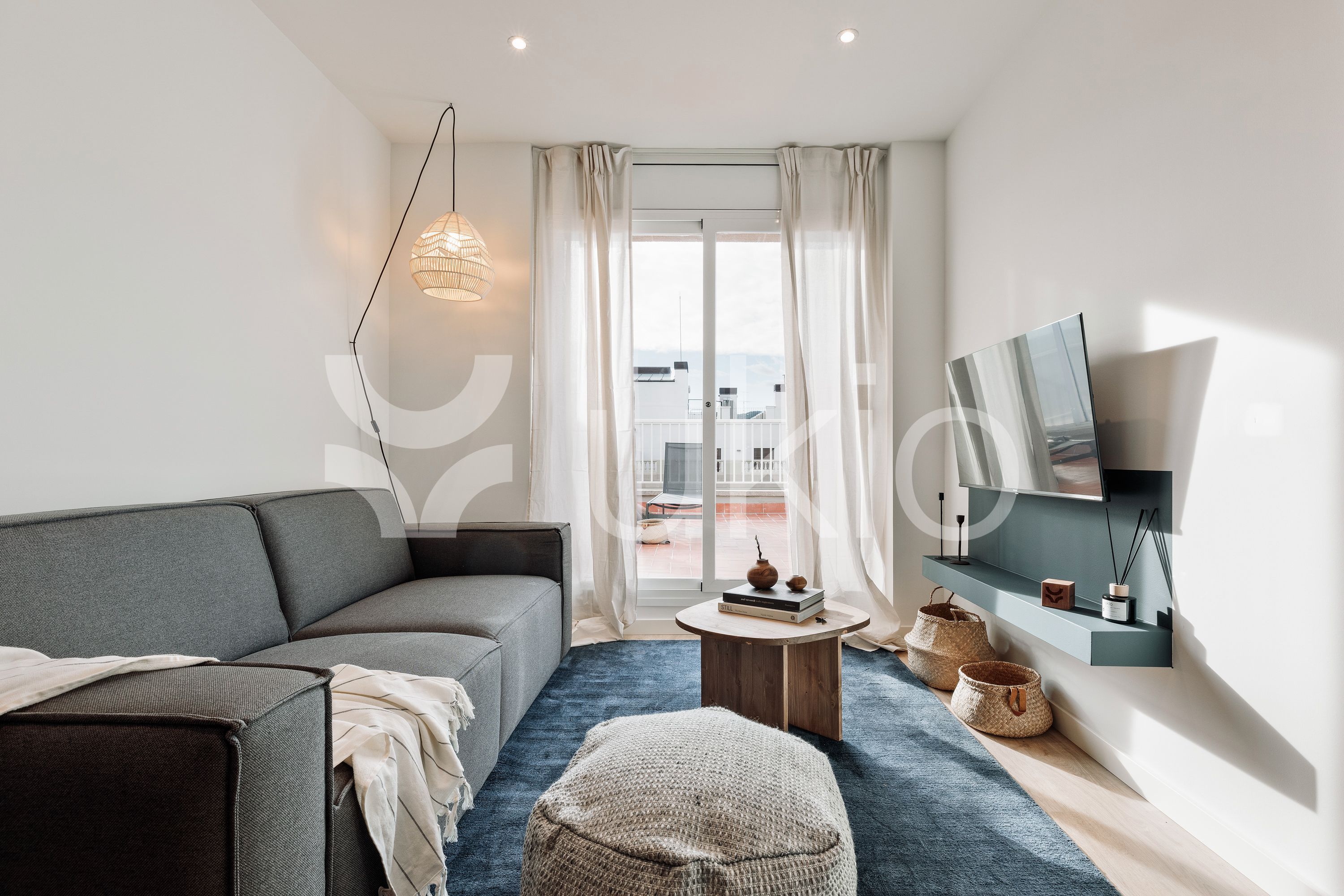 08022 Barcelona Capital - 1 bed attic for rent - Properstar