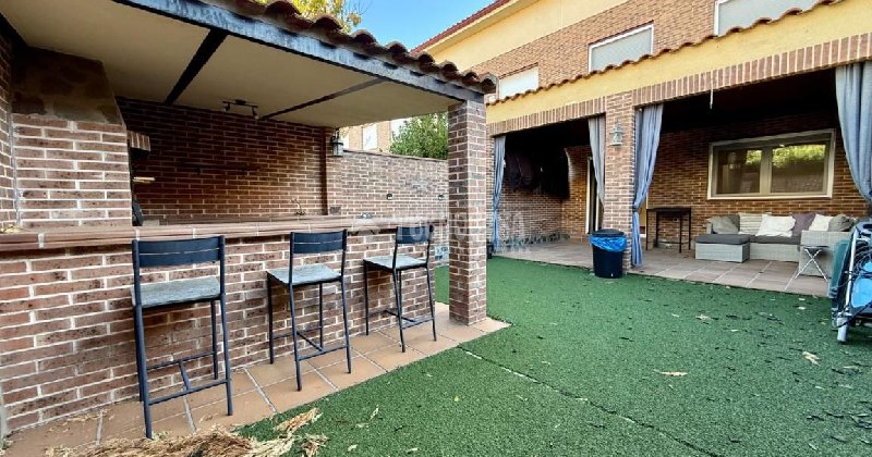 67 Häuser zum Verkauf - Alovera | Properstar