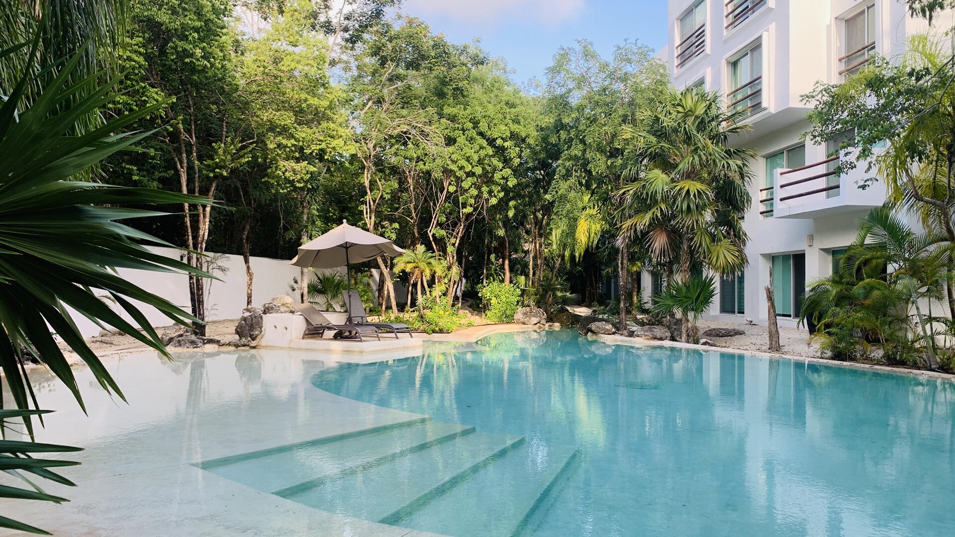 Furnished Rental House in Exclusive Cancun Residential – 240 m² of ...