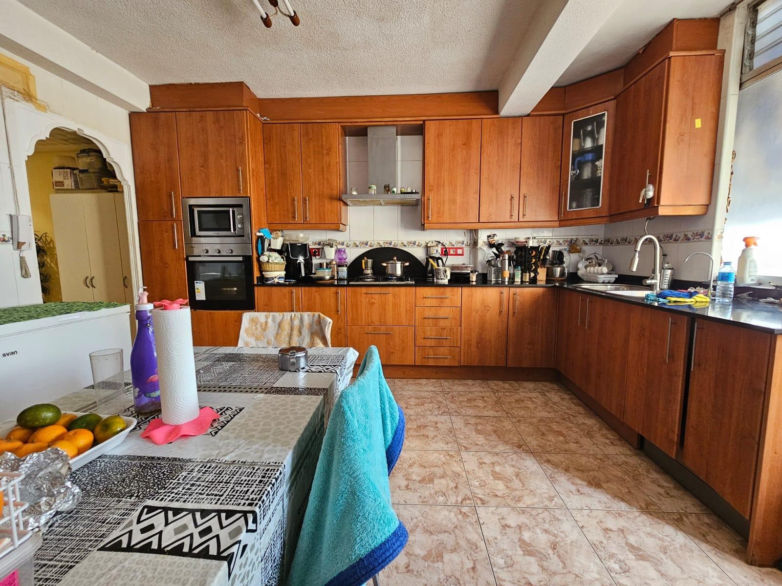 Spacious and Modern Renovated Apartment in Elche ( 3rd Without elevator ...