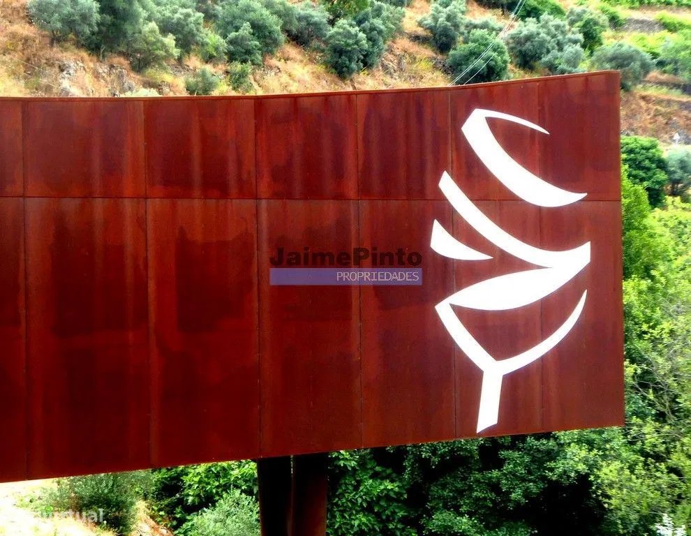 Vila Real, Pinhão - House for sale - Properstar