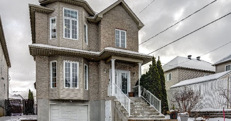 6677 Rue Alphonse-Deguire, Sainte-Rose, QC H7L6E5, CA , H7L6E5 Sainte ...