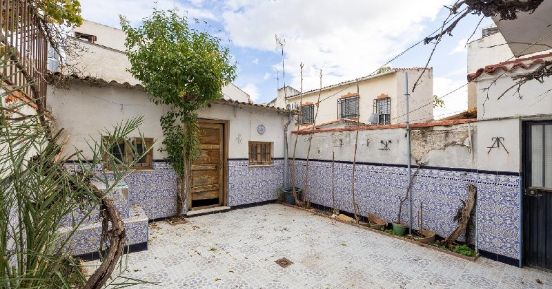 18014 Granada - 3 beds terraced house for sale - Properstar
