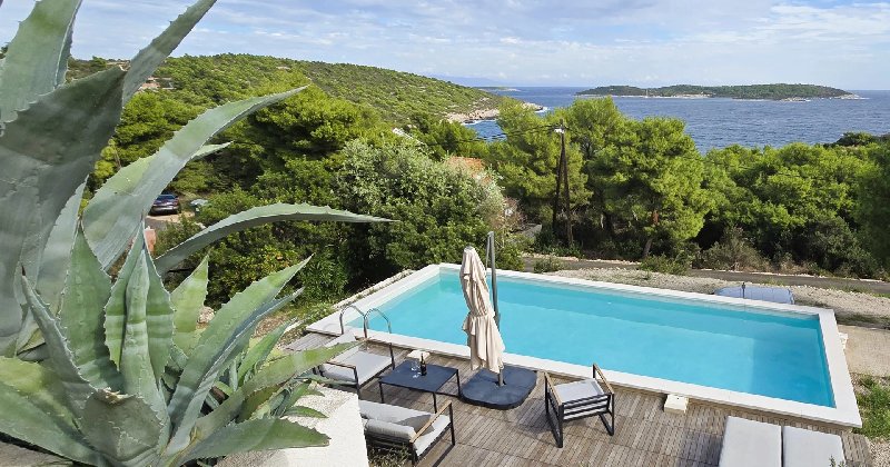 15 Appartements et maisons à vendre - Općina Vis | Properstar
