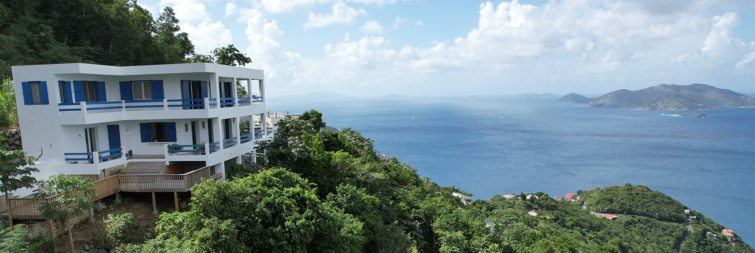 Modernes, schlüsselfertiges Haus über der Fabulous Cane Garden Bay - My ...