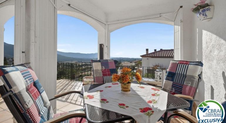 207 Maisons avec vue mer à vendre - Roses | Properstar CH