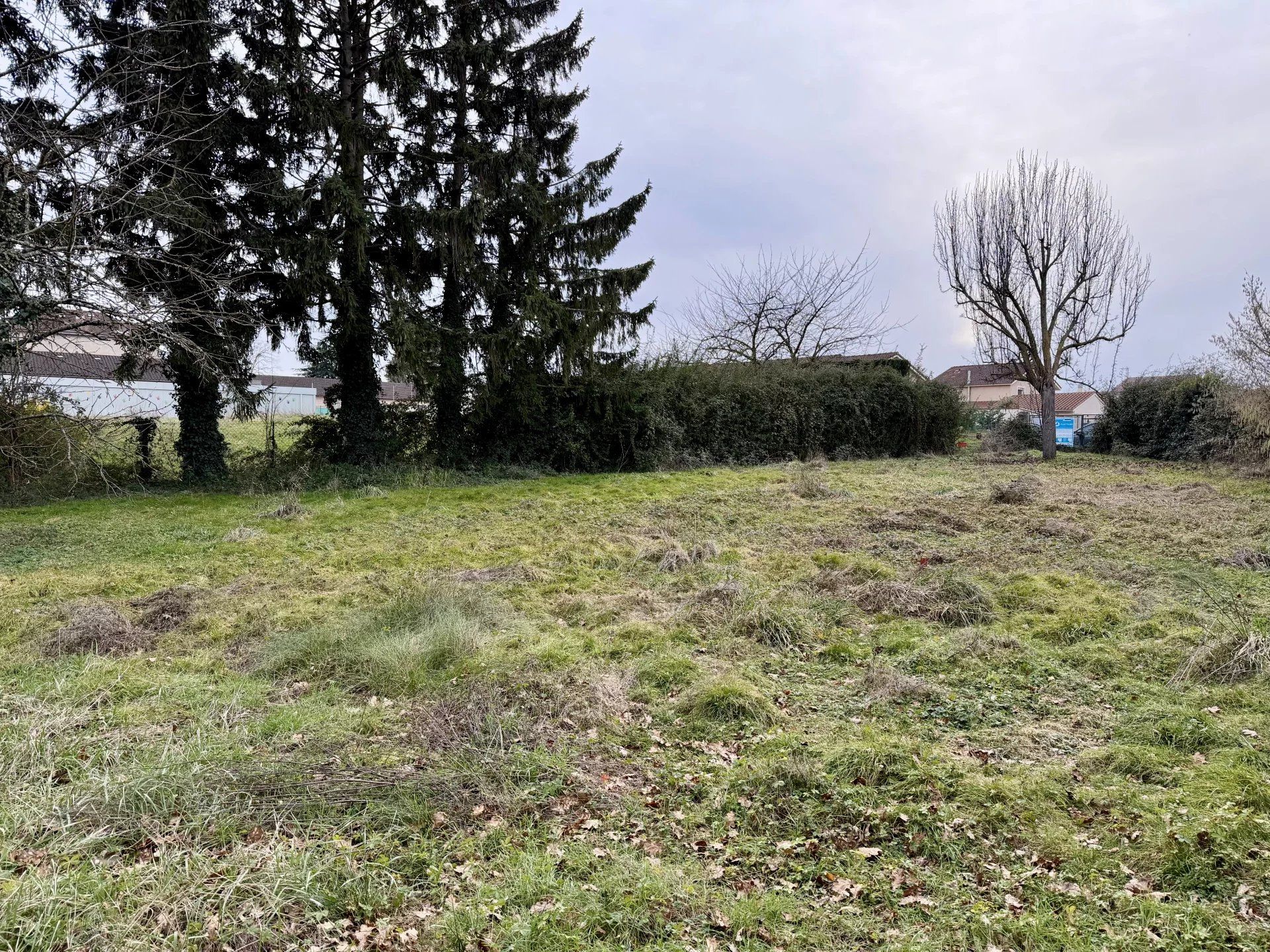 01480 CHALEINS - Plot of land for sale - Properstar