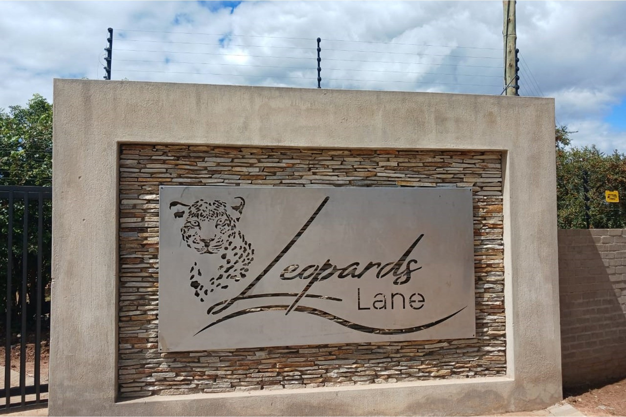 Leopard’s Lane: Sustainable Living in Hoedspruit - 1380 Hoedspruit - 2 ...