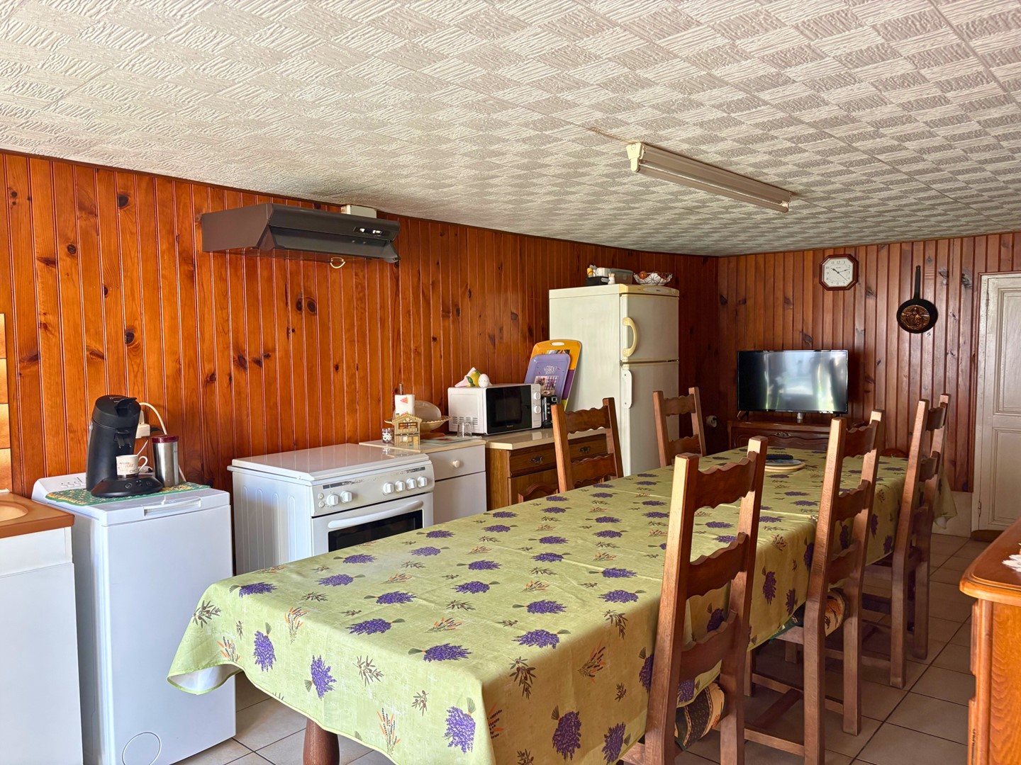 OLD HOUSE in SAINT-BRICE, in a cul-de-sac, in a quiet area - 16100 ...