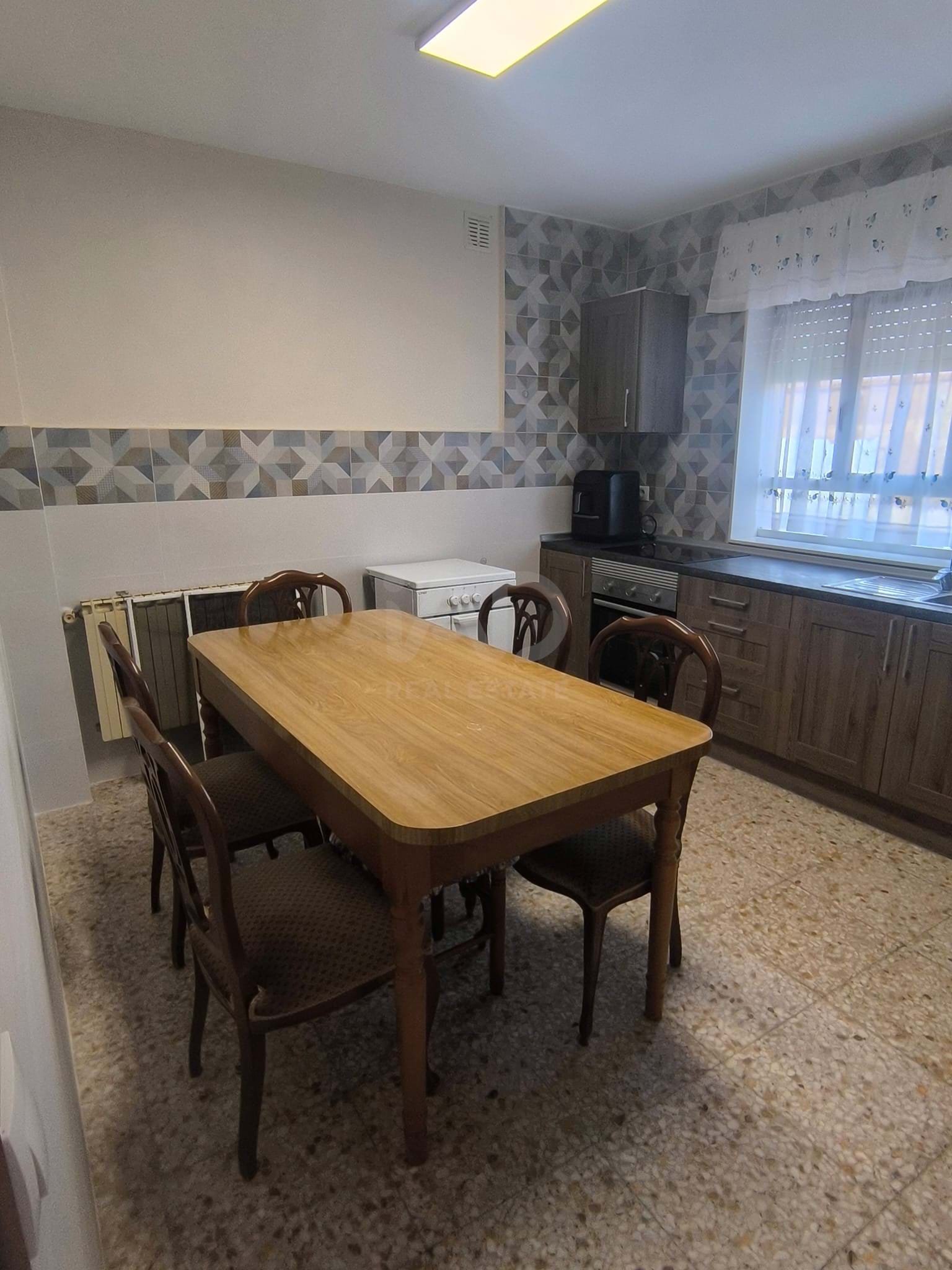 Townhouse 5 bedrooms - 148 m2 - 24252 León - 5 beds mansion house for ...