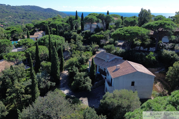 Villa with purged PC on St-Michel hill. - 83420 La Croix-Valmer - 5 ...