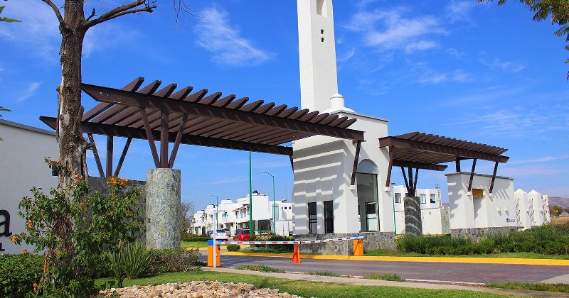 1 House for Sale in Residencial Real de la Mancha - Price Drops ...