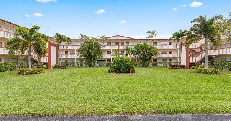 228 Brighton F, 33434 Boca Raton - 2 beds apartment for sale - Properstar
