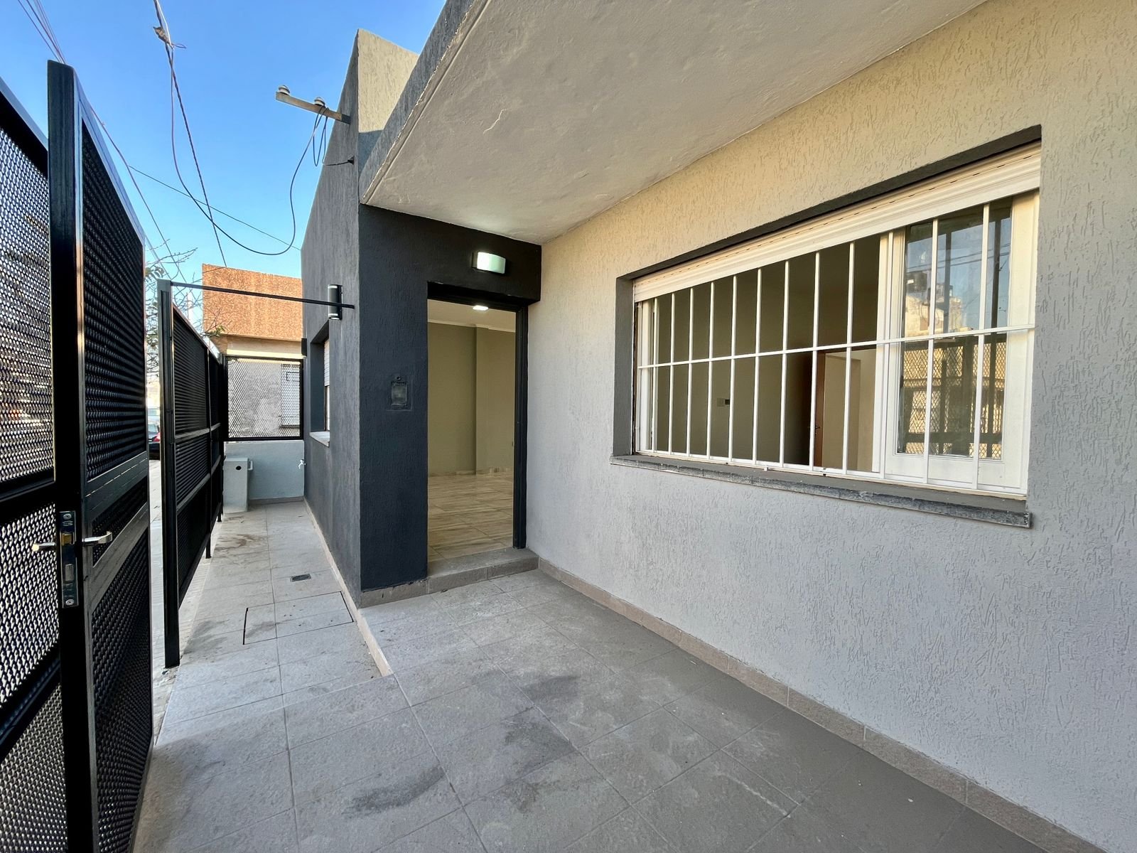 BERON DE ASTRADA 734, 2200 San Lorenzo - 2 beds house for sale - Properstar