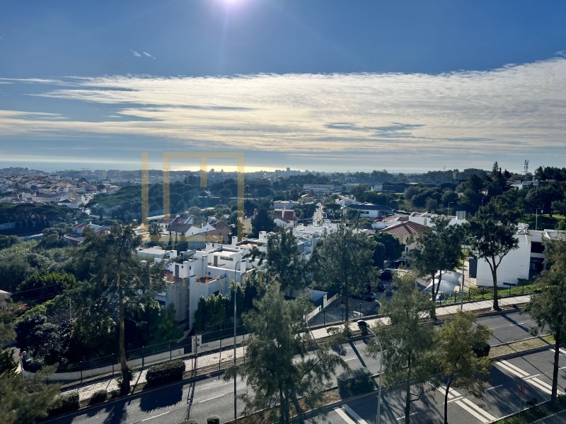 2-Bedroom Apartment with Sea View, Two Parking Spaces and Storage Room ...