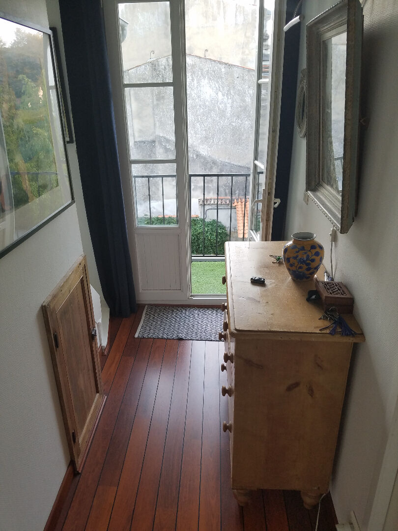 17000 LA ROCHELLE - 2 beds apartment for sale - Properstar