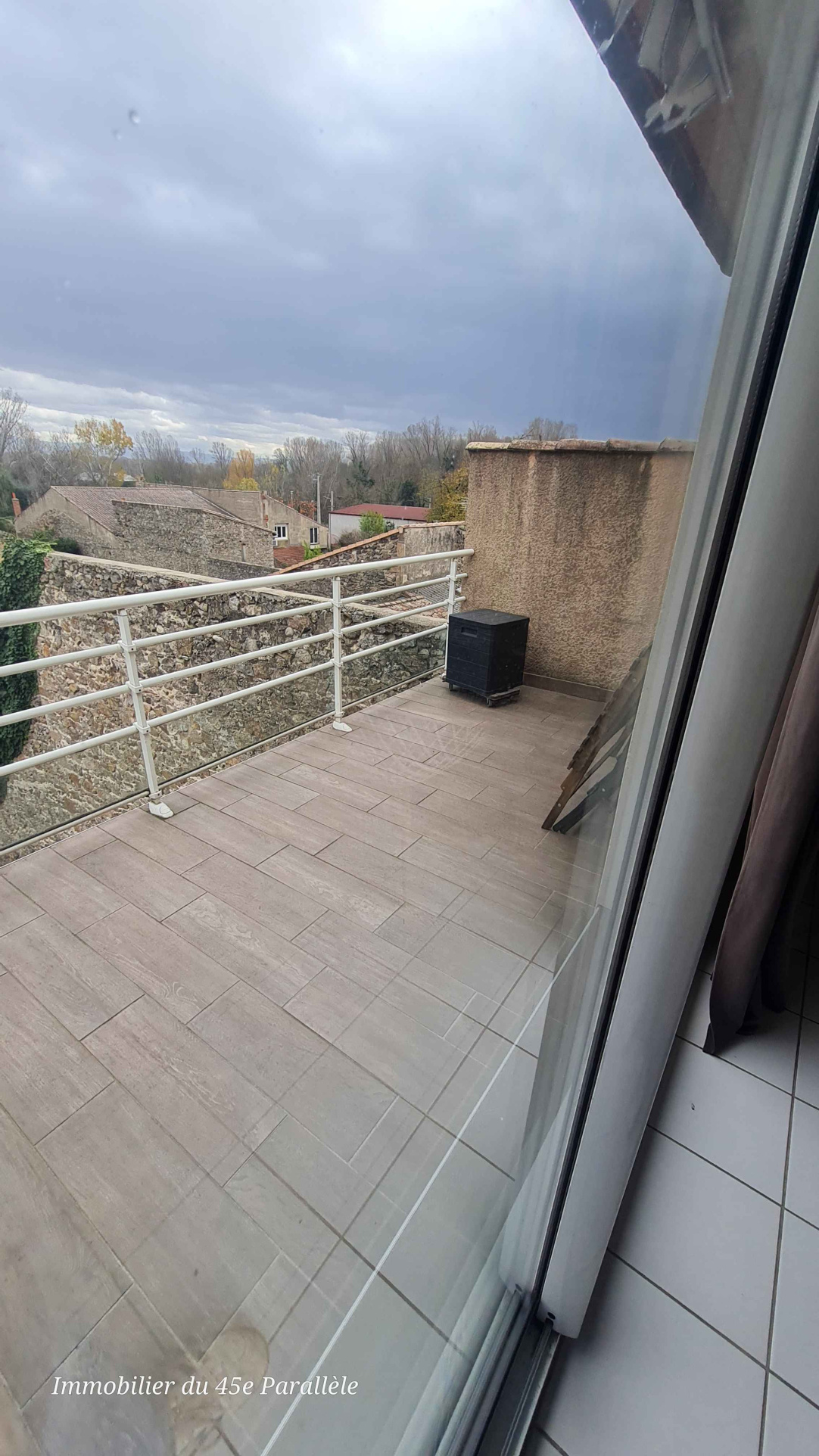 Apartment T3 on the 2nd floor with cellar and 2 parking spaces in the ...