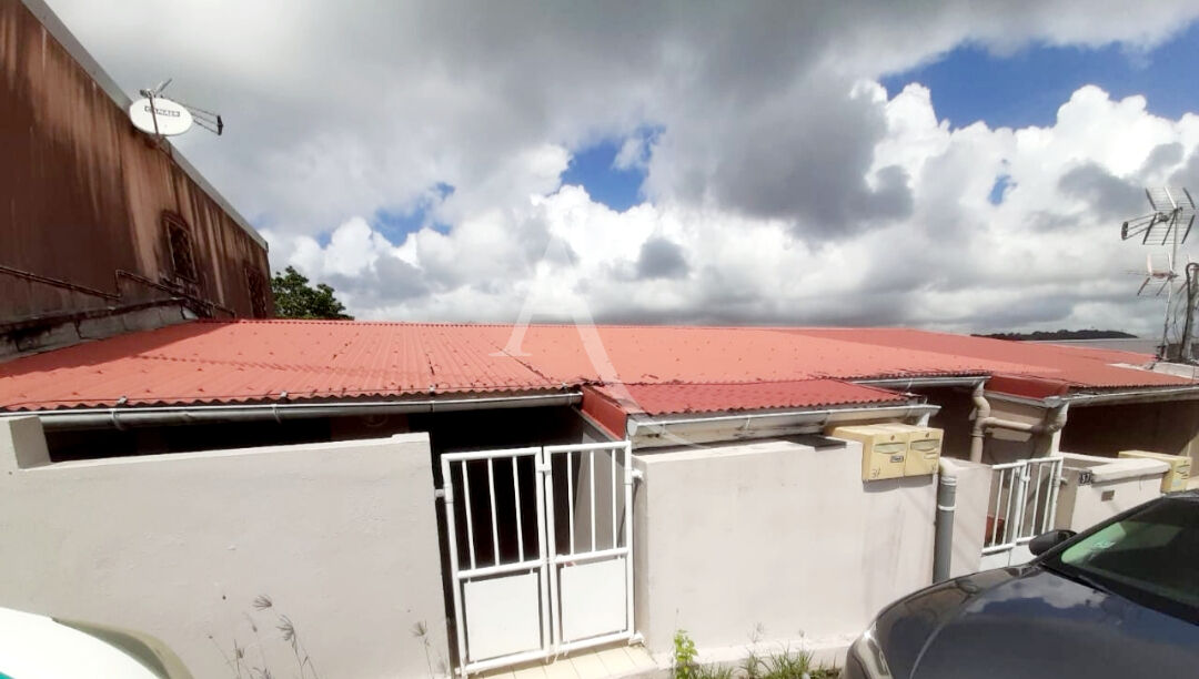 97200 FORT DE FRANCE - 7 beds hotel for sale - Properstar