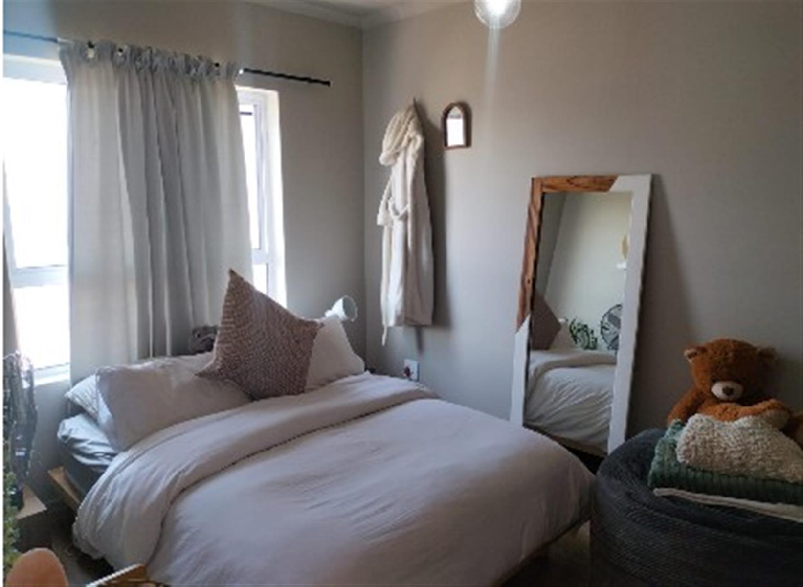 Modern 2-Bedroom in Table View - Table View, Blouberg, Western Cape ...